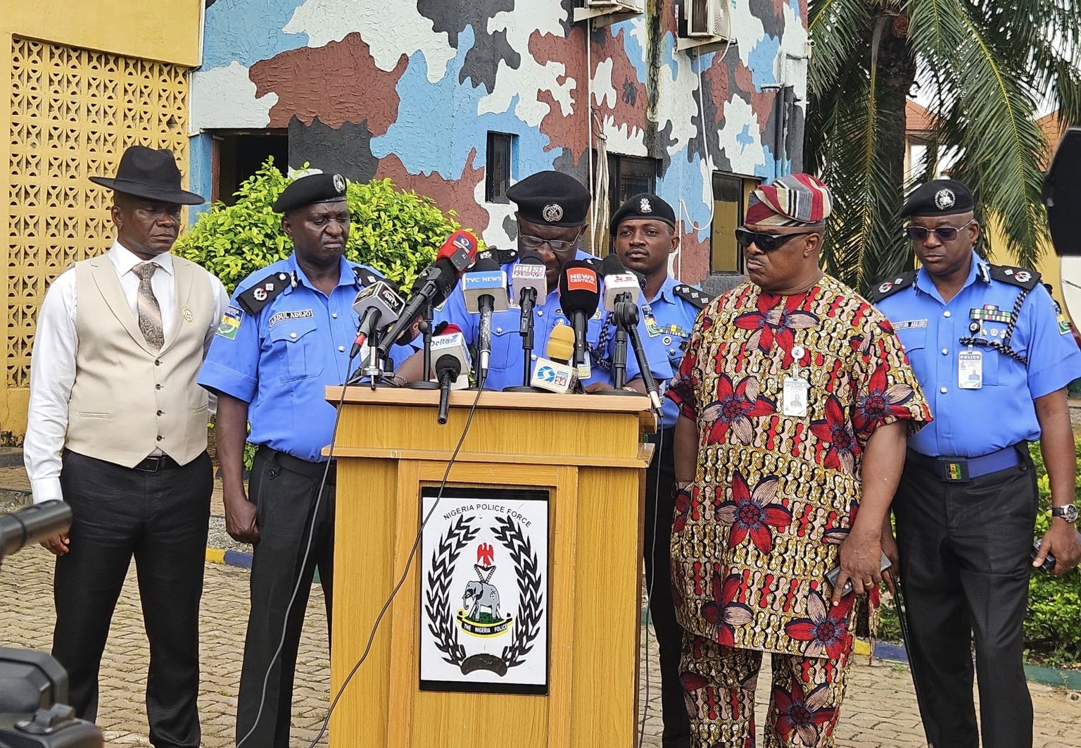 27 Suspected Armed Robbers Apprehended In Delta - Security Focus