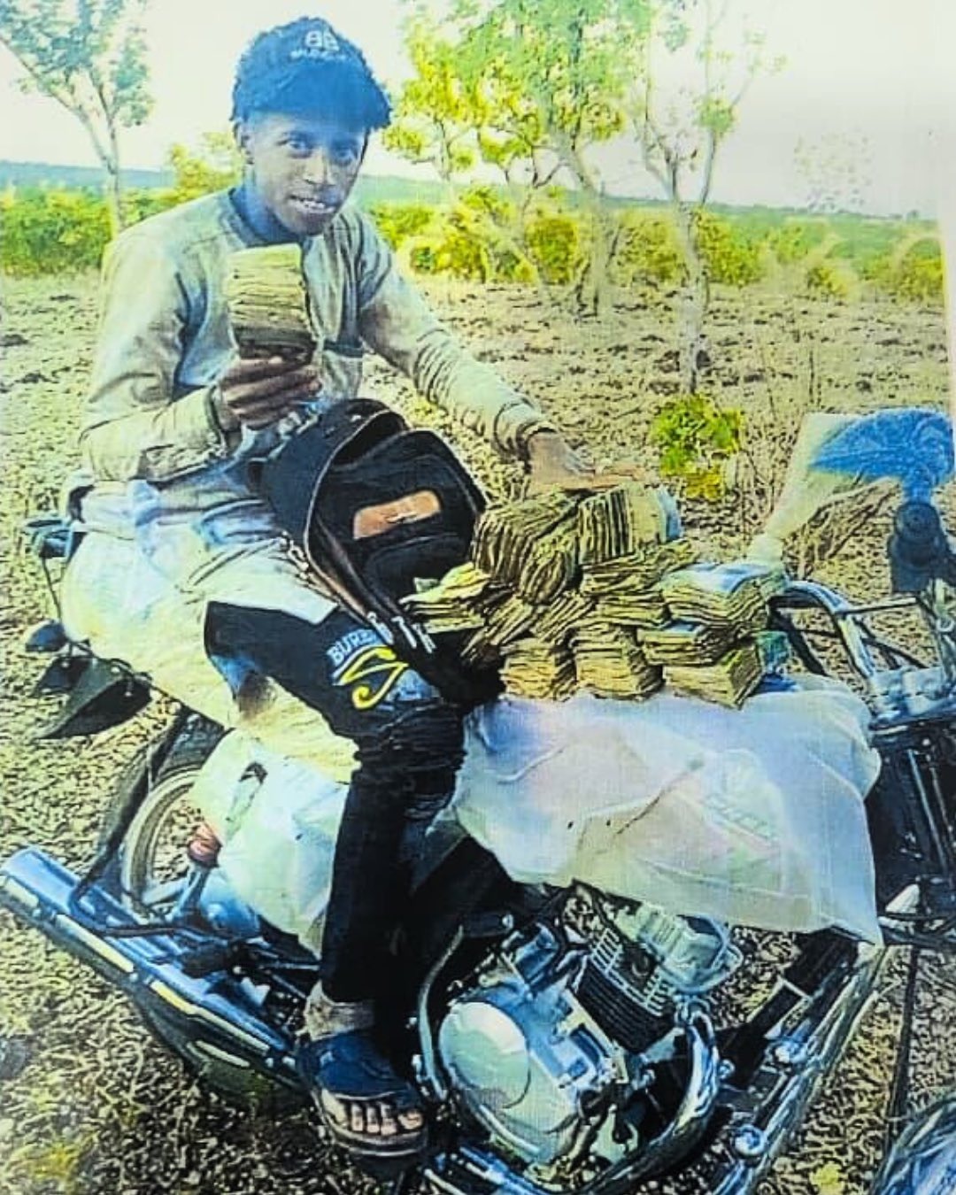 Police Arrest Suspected Bandit Flaunting Money In Viral Video, Recover ...